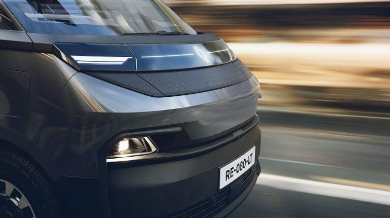 Renault Trafic Van E-Tech : l'électro-vanlife a-t-elle trouvé sa base ...